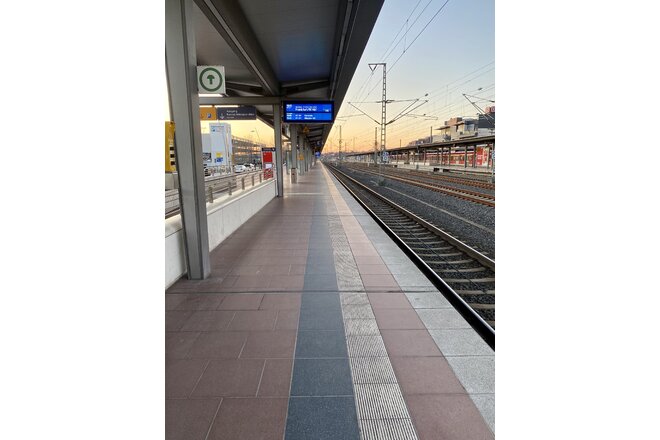 Pro & Contra: Wieder mehr ICE-Halte in Siegburg/Bonn - Online-Petition